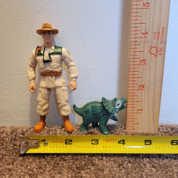 Kenner | Toys | Jurassic Park Eddie Carr Baby Triceratops 996 Kenner ...